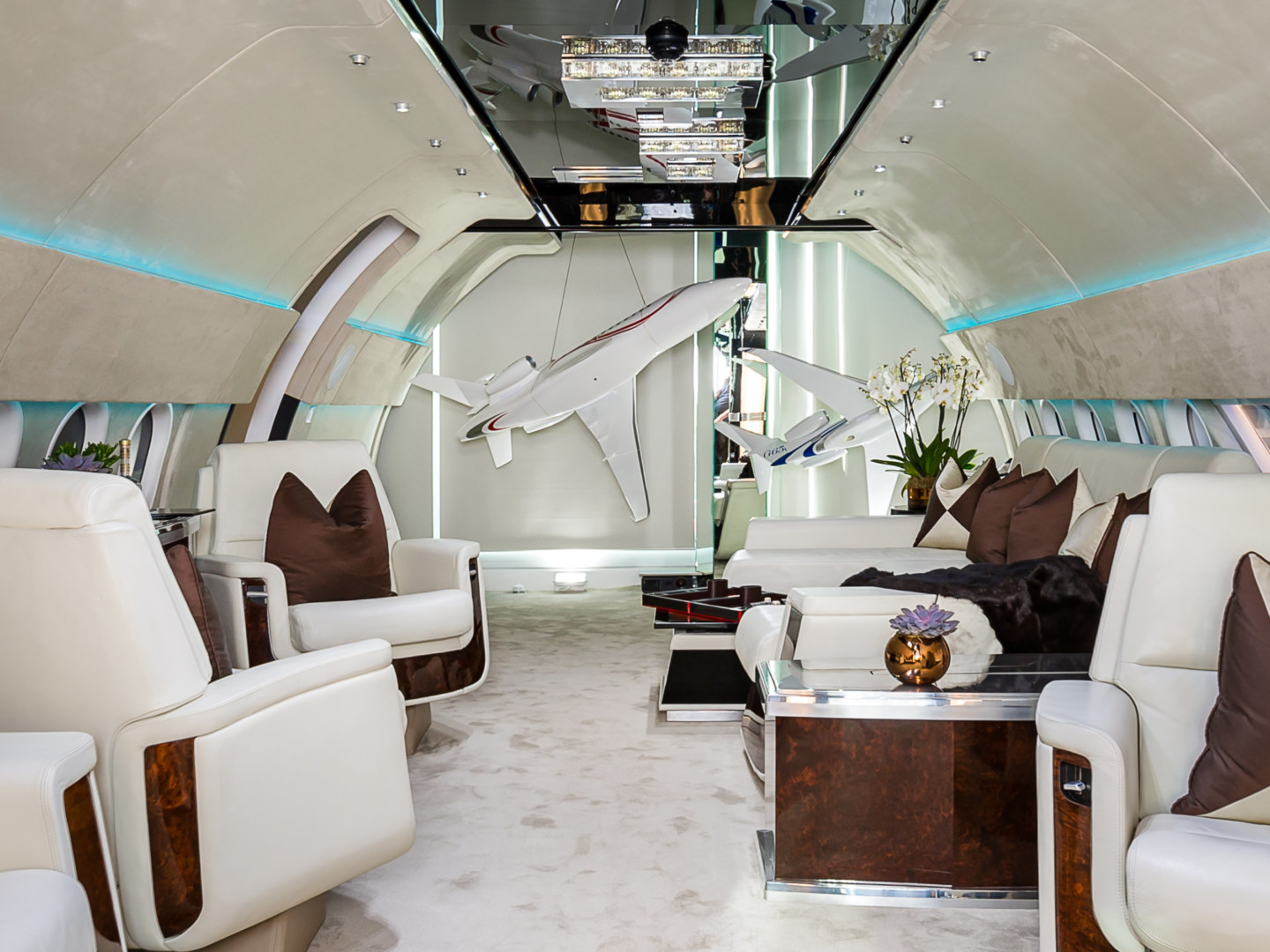 The Jet Business Relocation & Refurbishment | Oktra