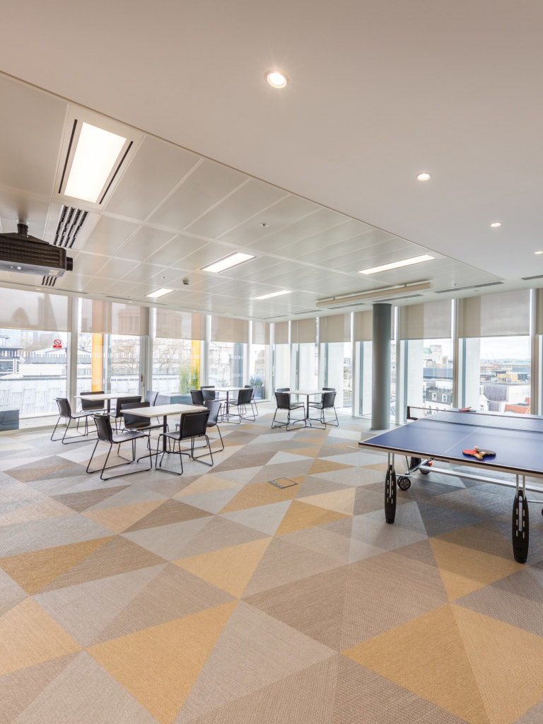 Hitachi Rail Europe Design & Office Fit Out | Oktra