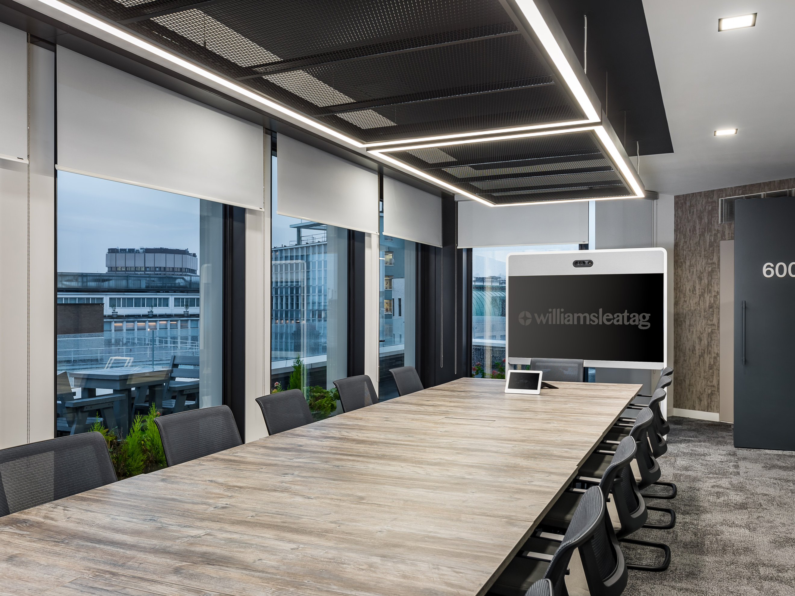 Williams Lea Tag Office Fit Out | Oktra