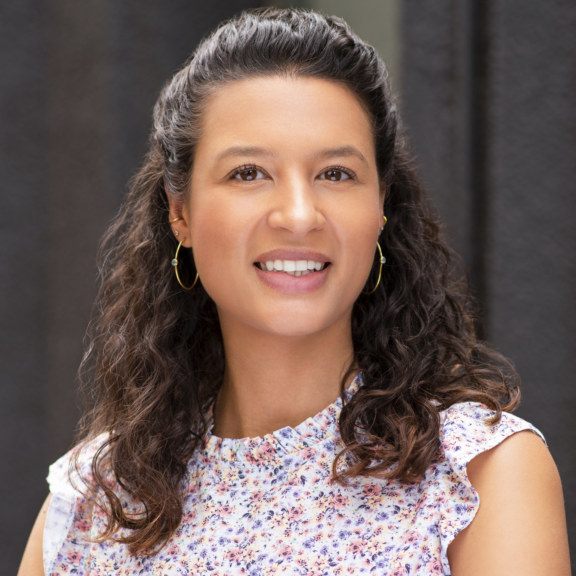 Michelle-Smith_1728x1728_acf_cropped