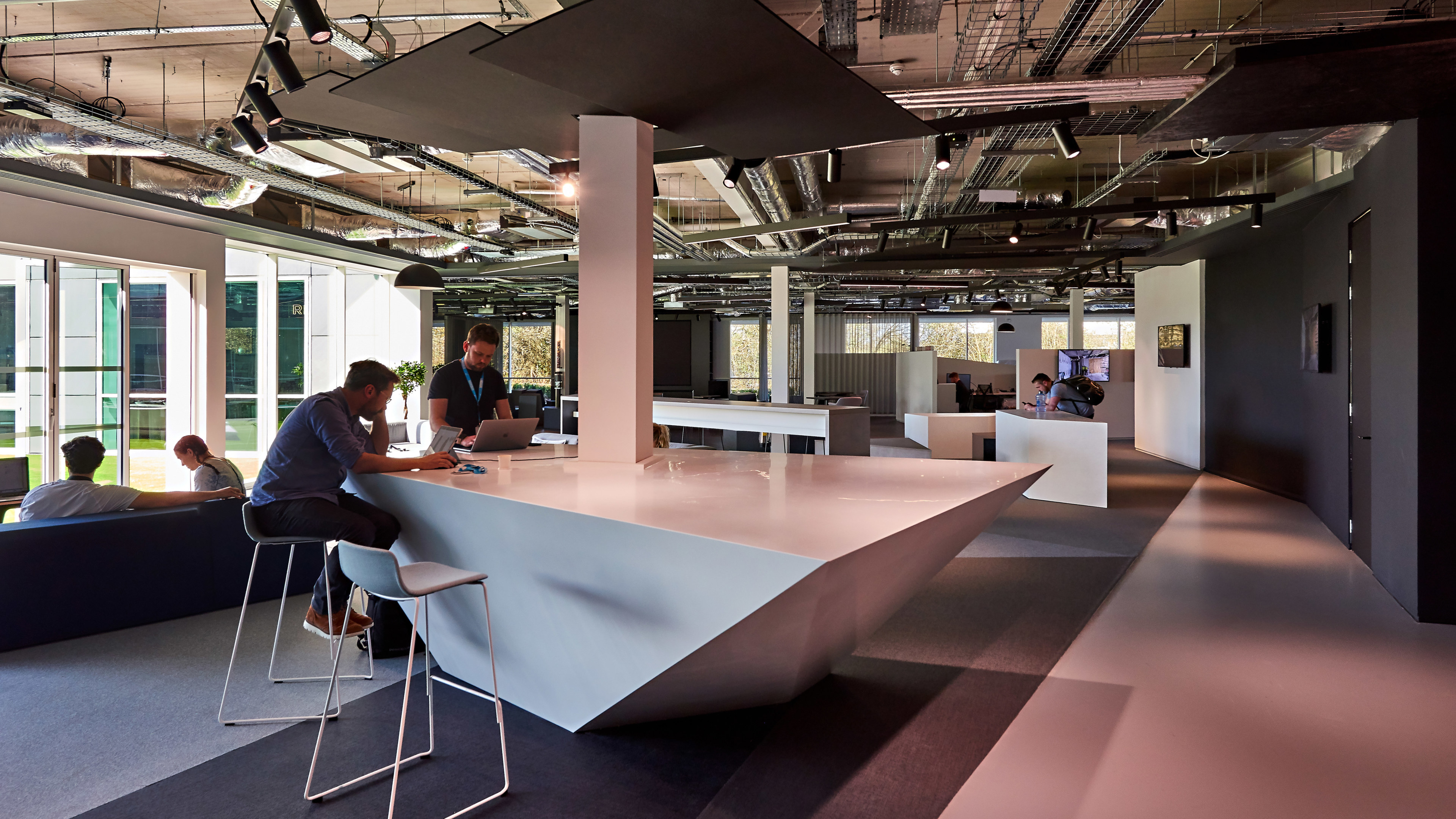 Office Design Insights & Trends | Oktra Articles