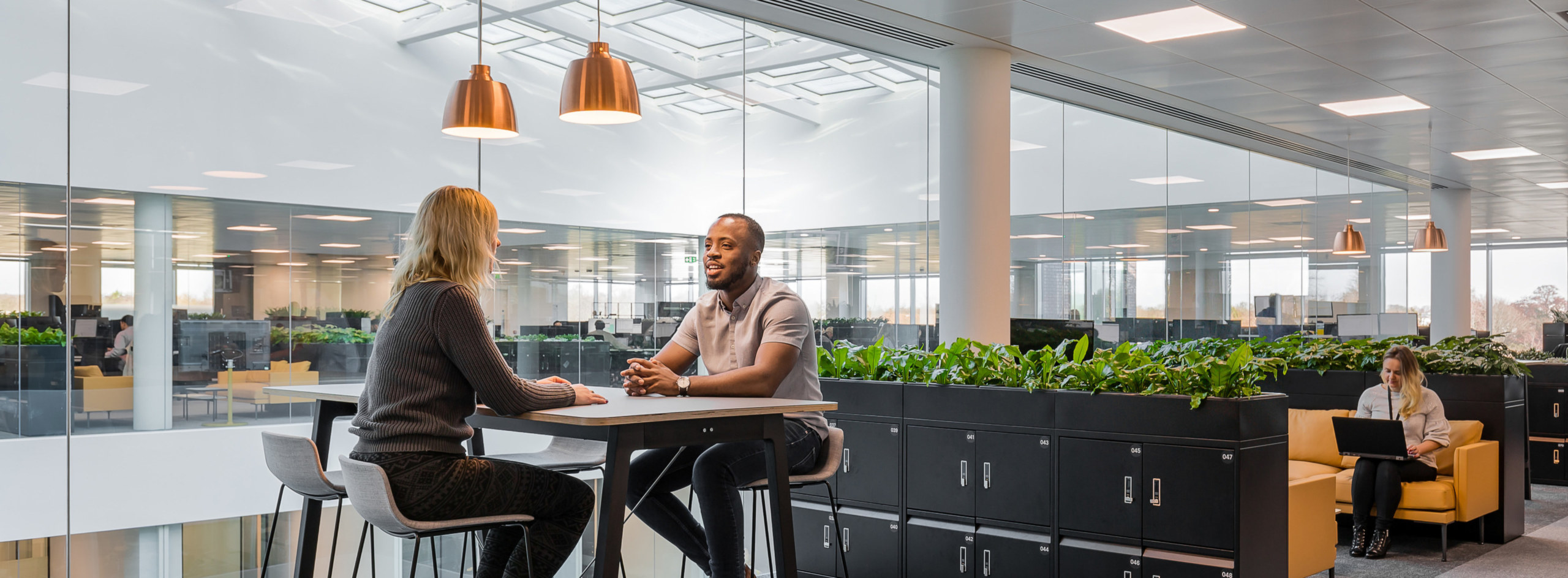 How to Promote Workplace Connectivity | Oktra