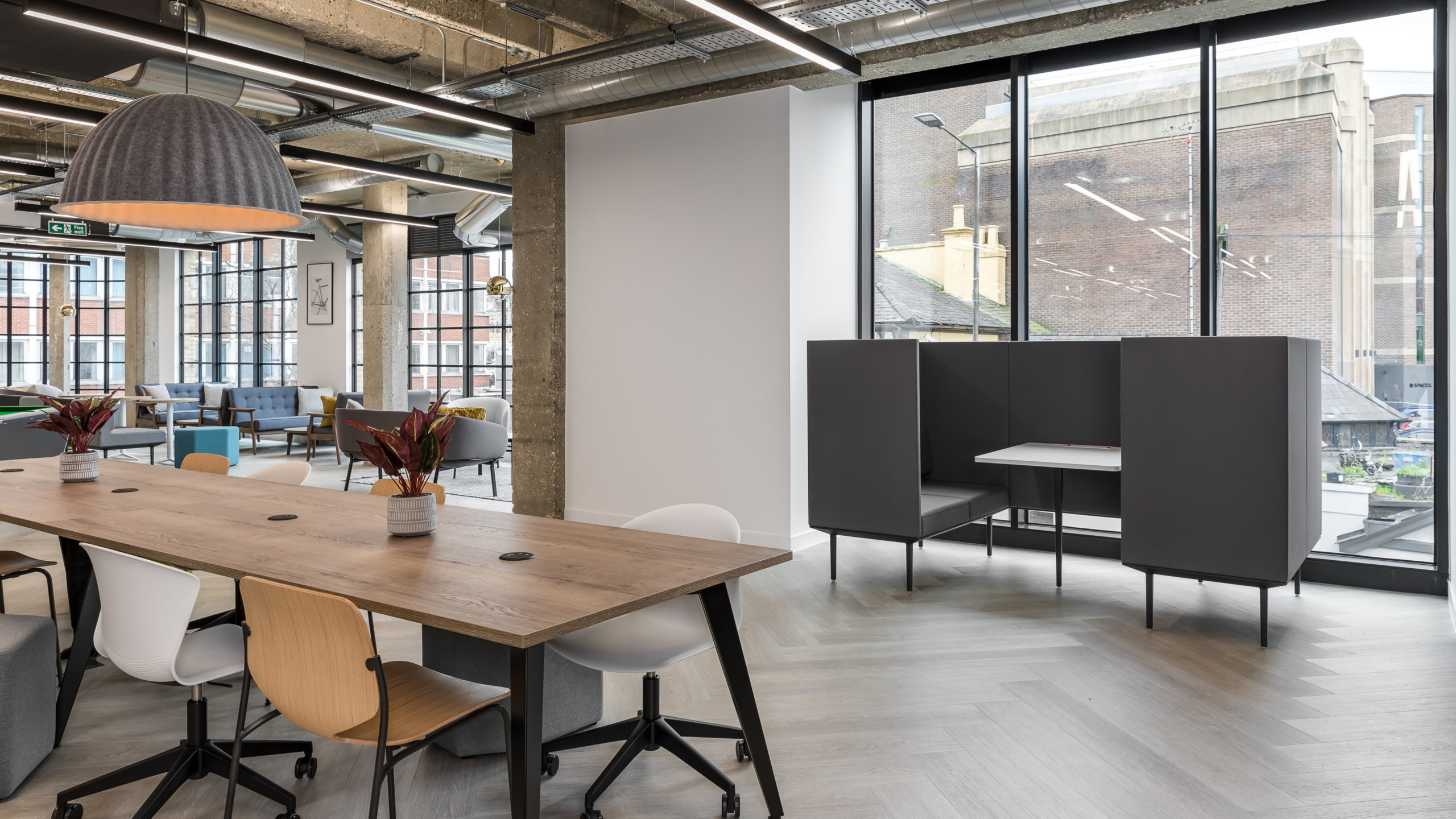 Office Design Insights & Trends | Oktra Articles