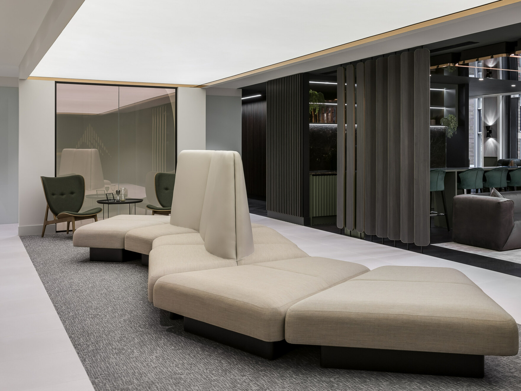 Crowe UK LLP – Cat B Fit Out | Office Design for Financial Firms