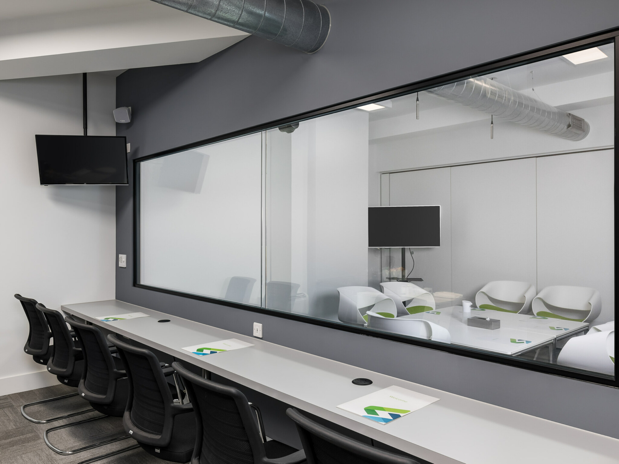 Schlesinger Group Viewing Facility Cat B Fit Out | Oktra Case Study