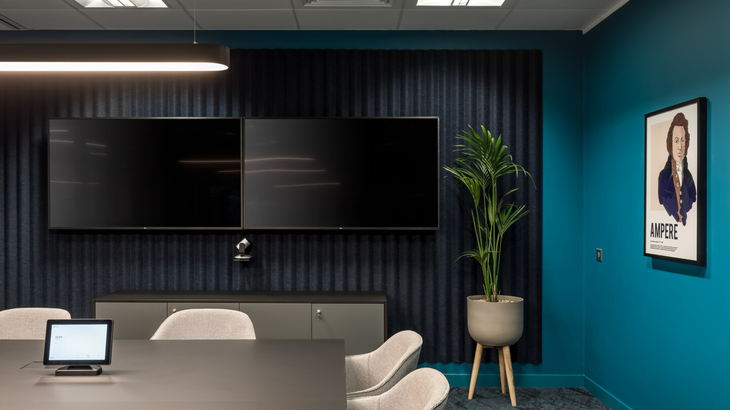 Cat B Office Fit Out for Trayport | Oktra Case Study