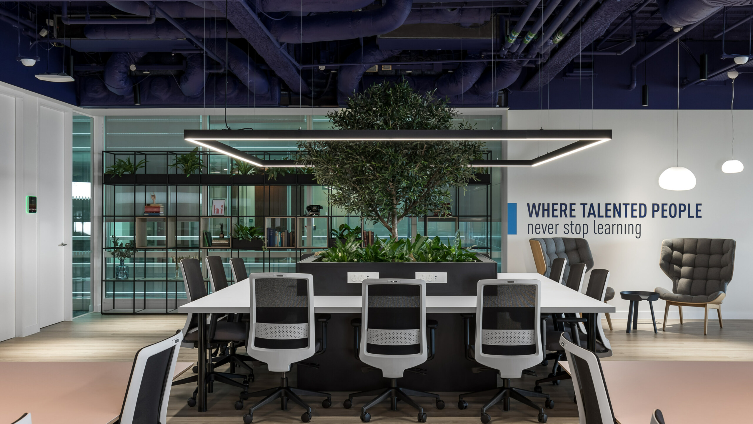 Why Tech Companies Still Need an Office | Oktra