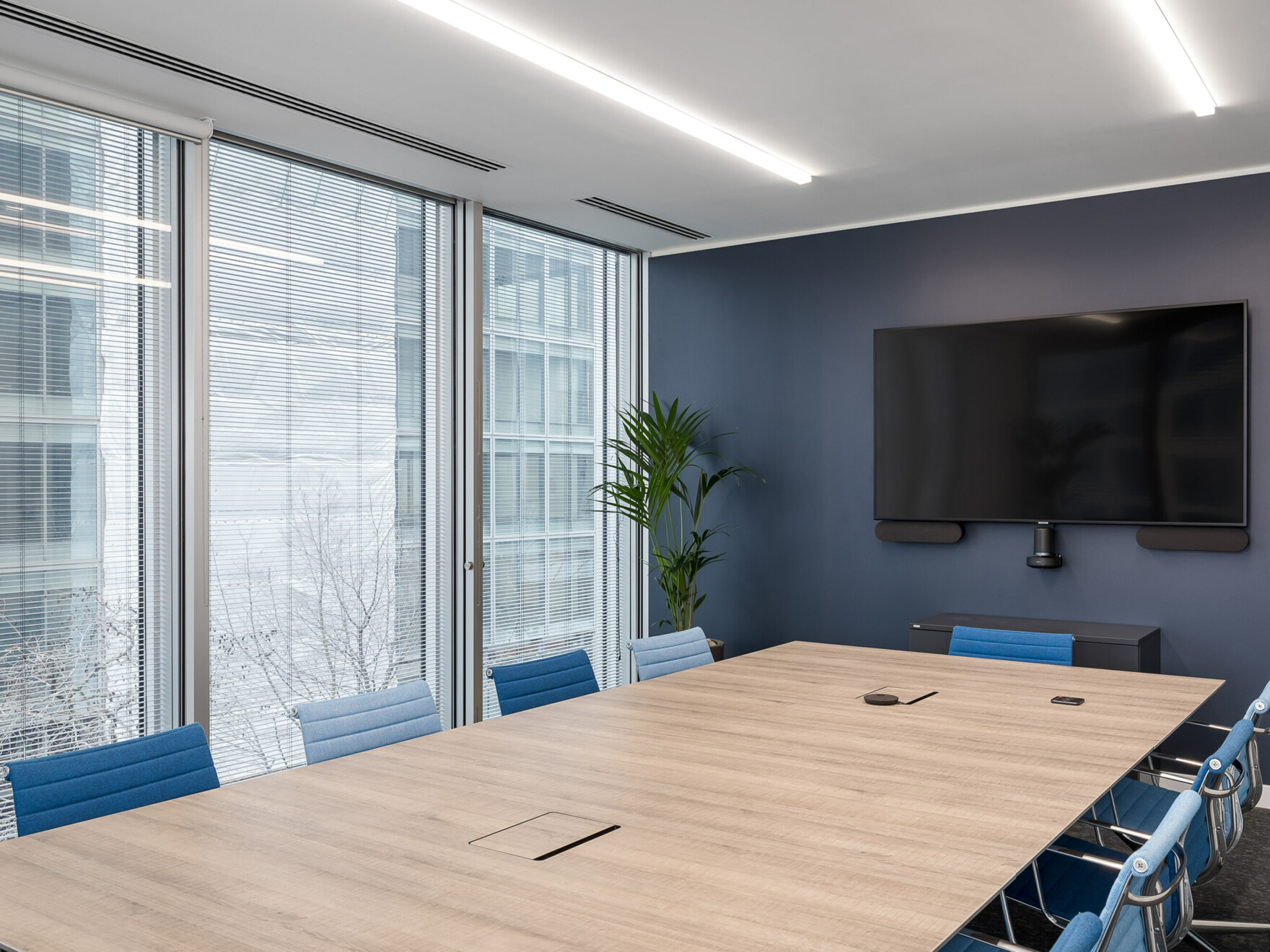 Office Design for Investigo's London Office | Oktra Case Study