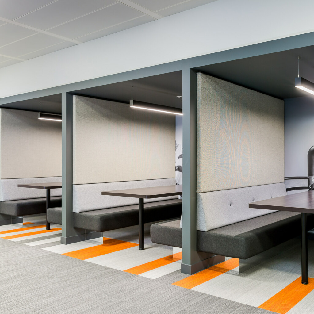 How to Design an Office for an Insurance Company | Oktra