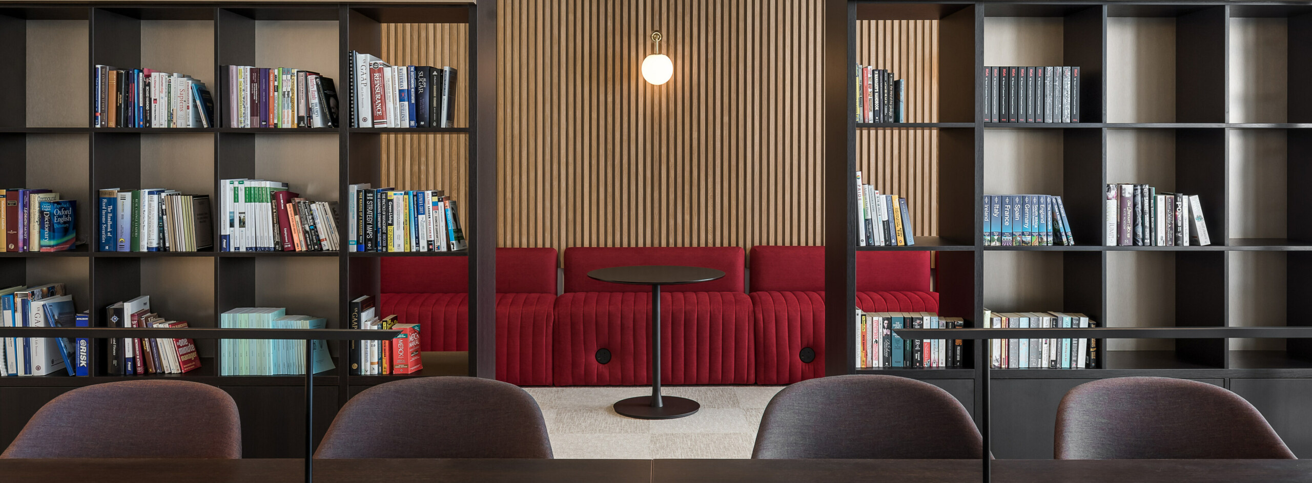 How to Design an Office for an Insurance Company | Oktra