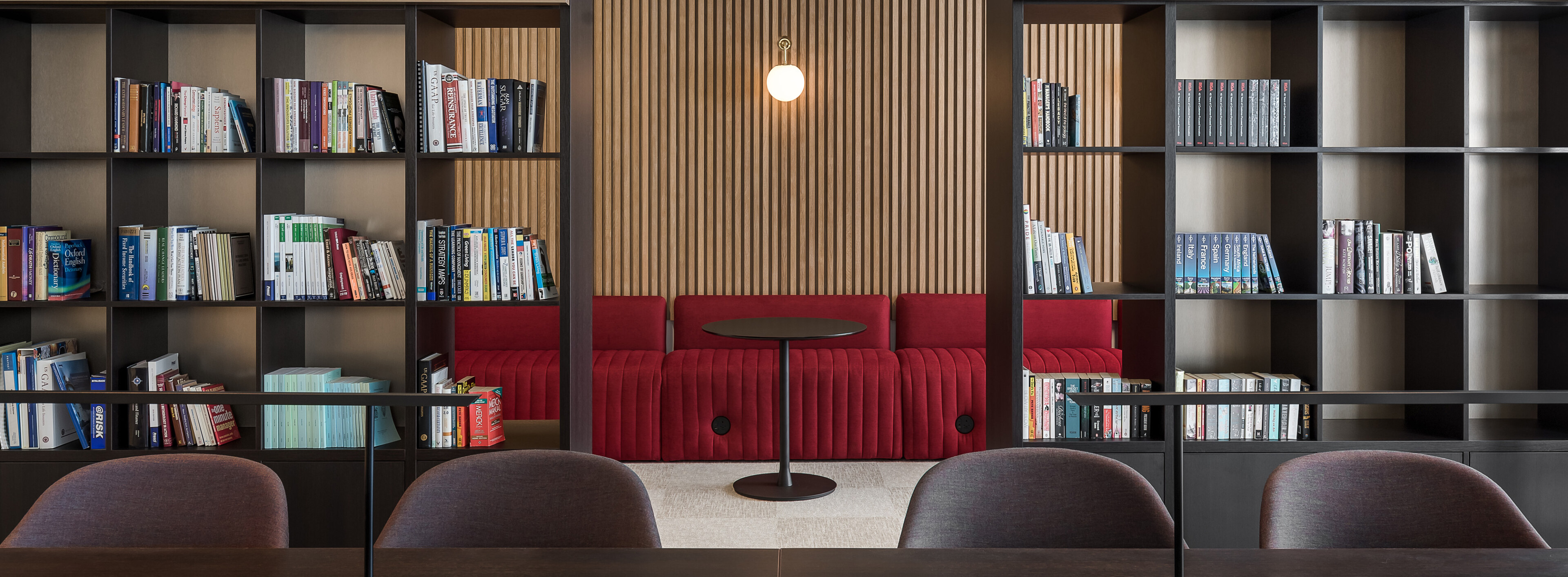 How to Design an Office for an Insurance Company | Oktra