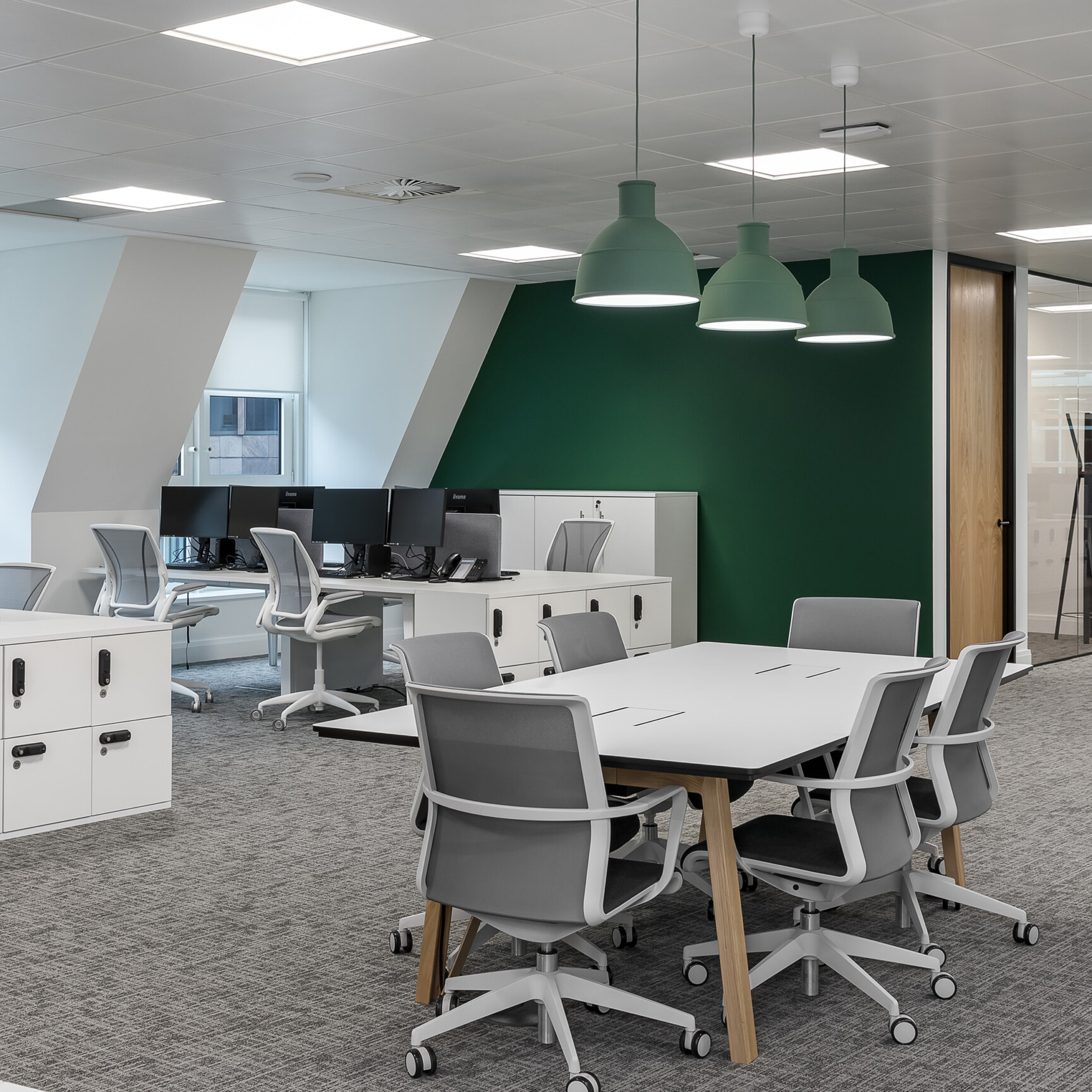 What To Do With Extra Office Space? | Oktra