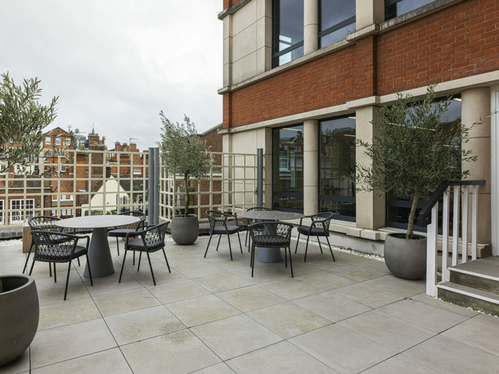 Cat B Fit Out for Financial Firm Arini | Oktra Case Study