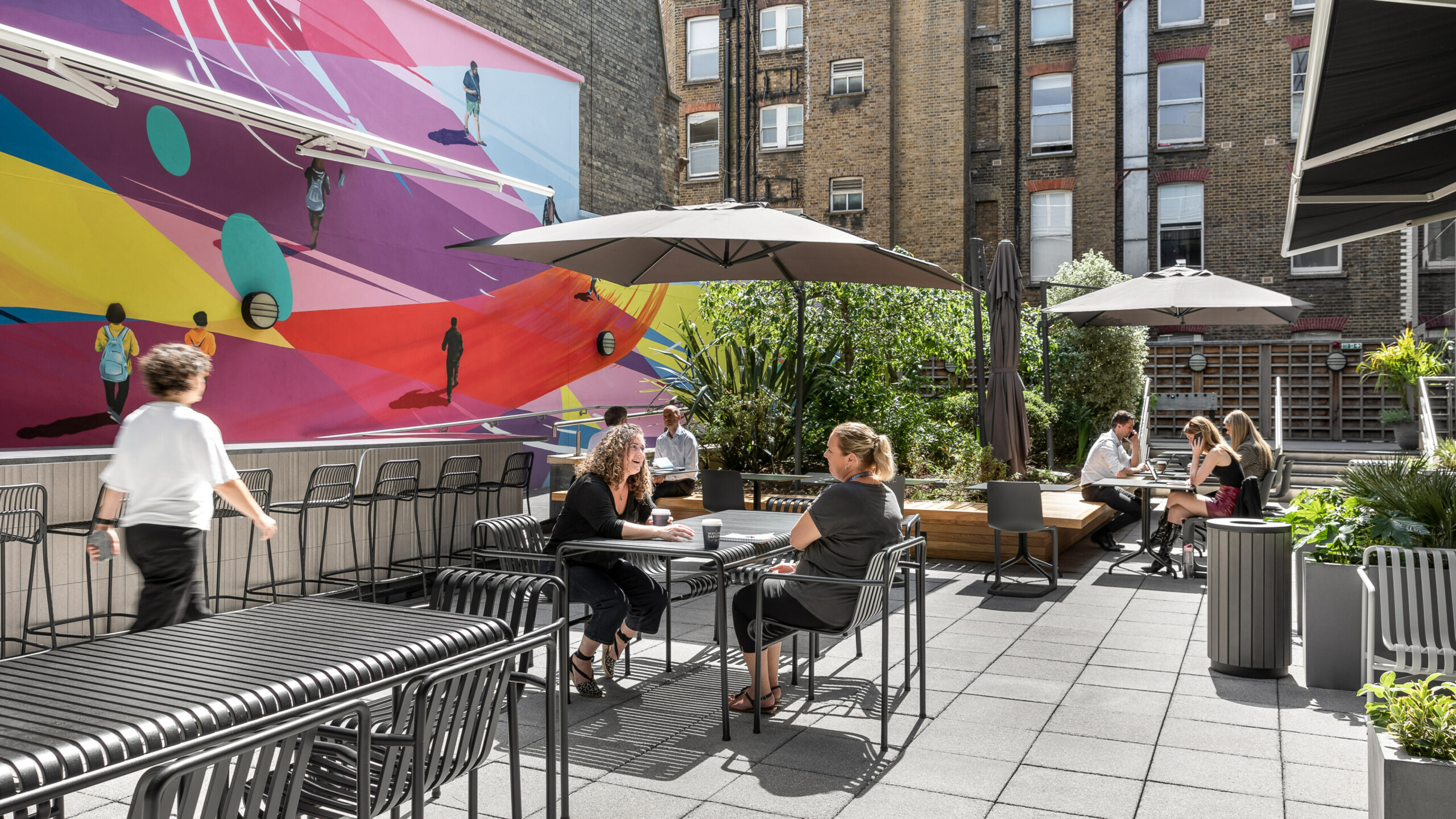 How Office Design Can Improve Employee Experience | Oktra