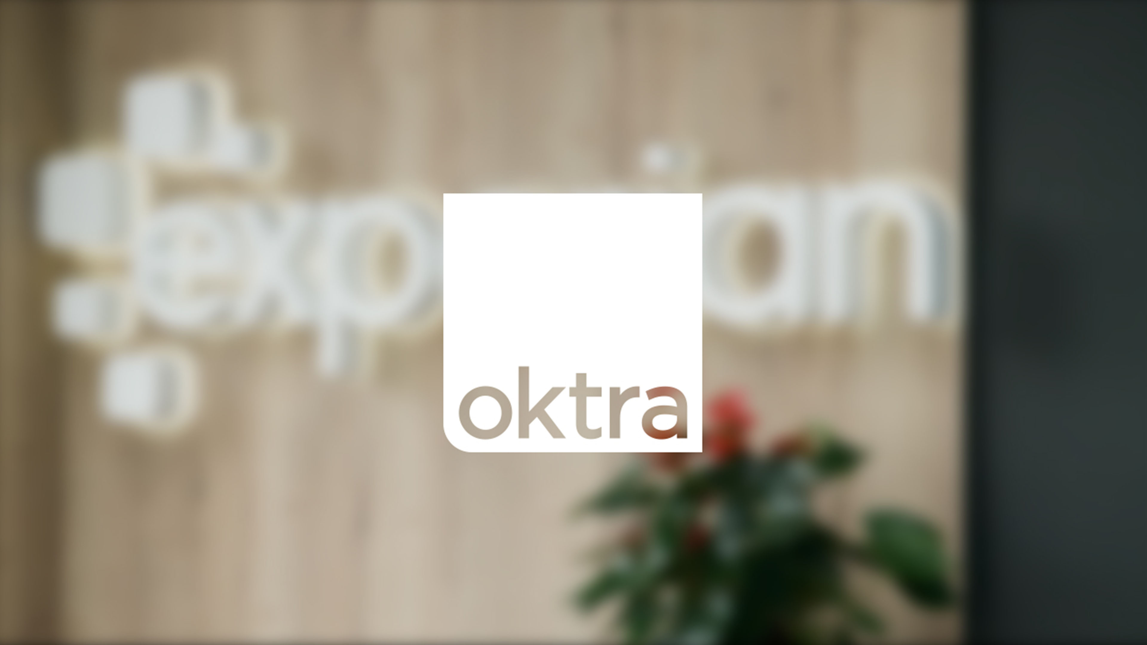 Oktra meets Experian
