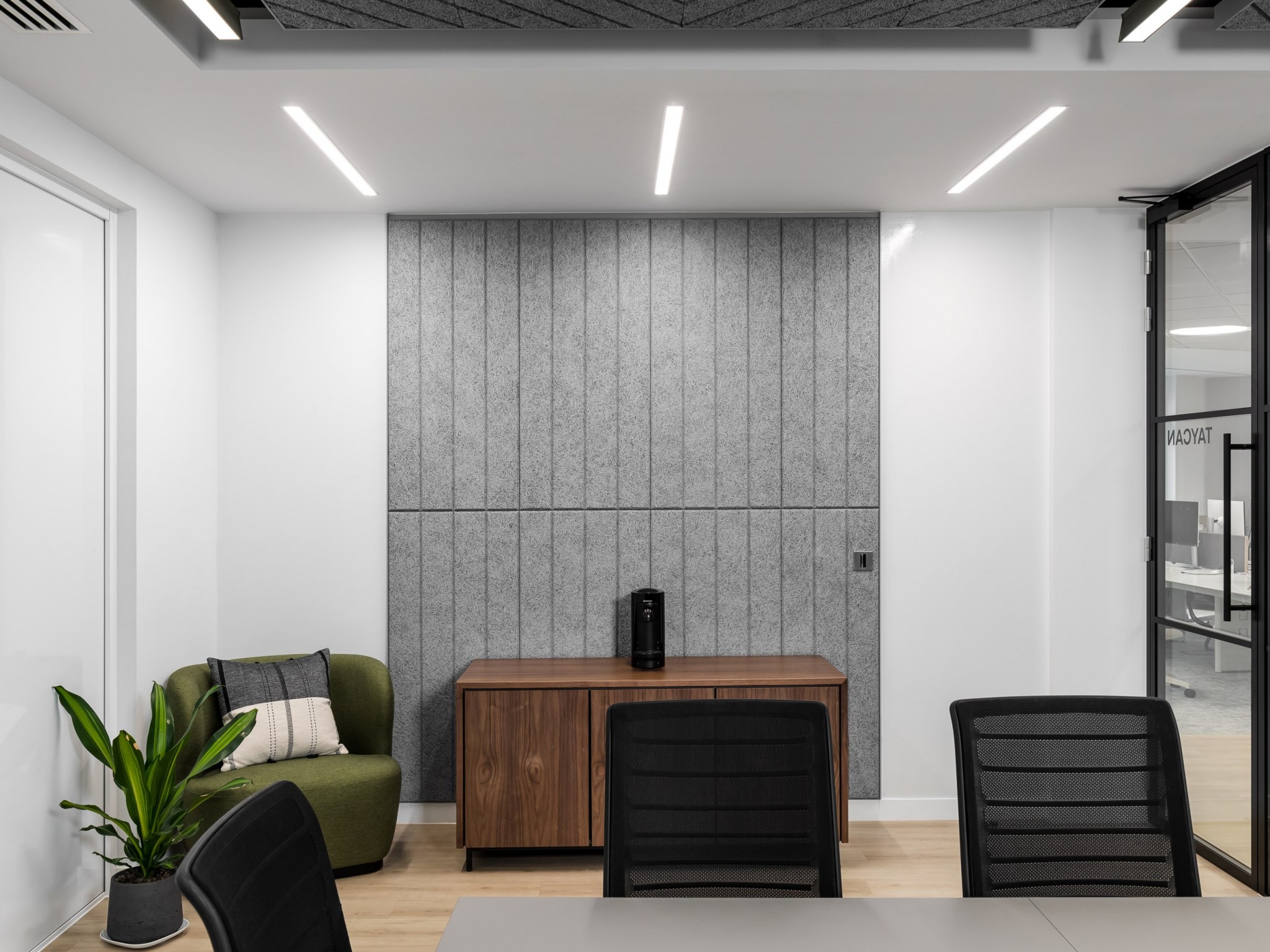 Office Design for Auto Trader | Oktra Case Study