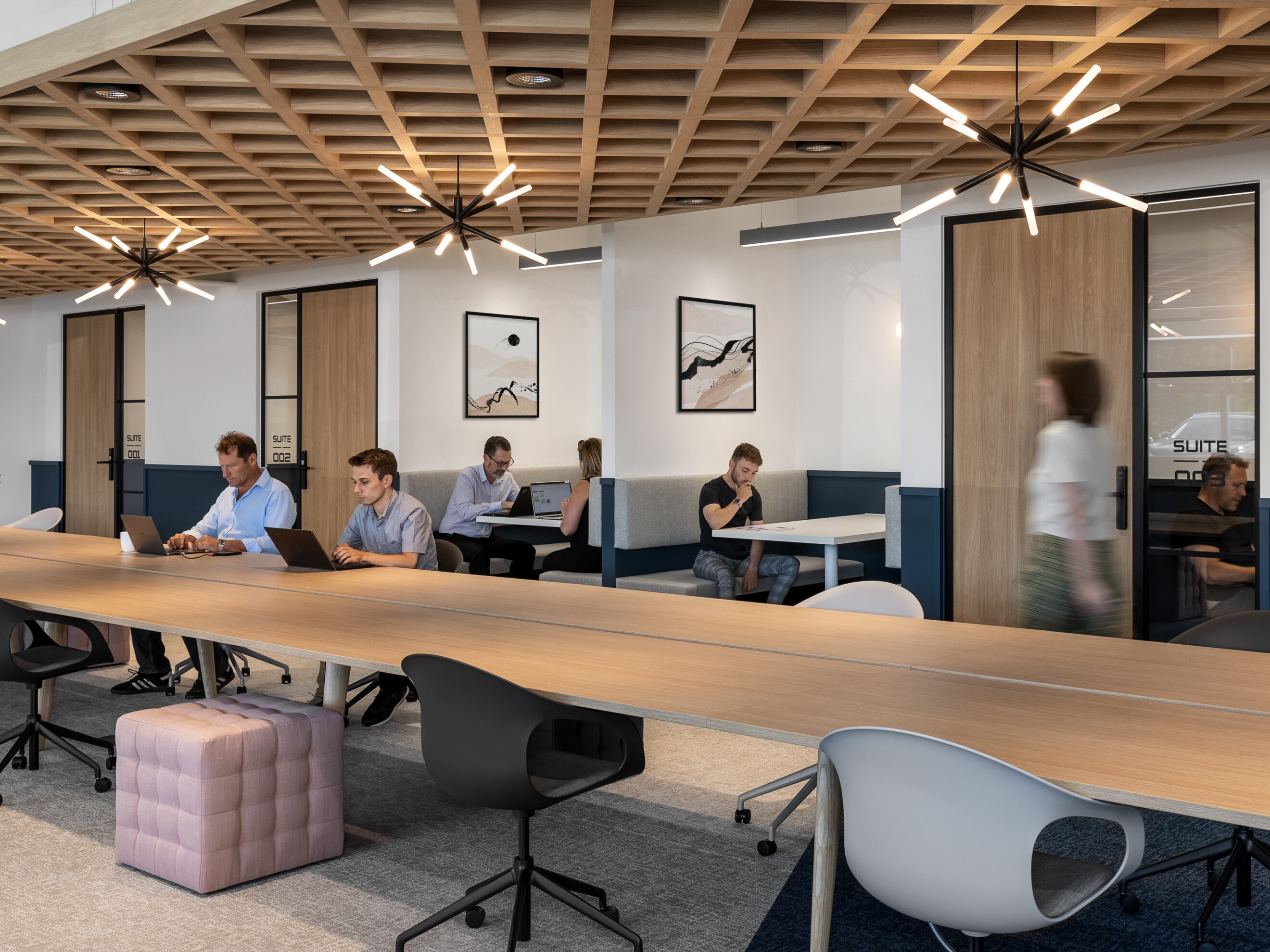 4 Key Pillars for Designing the Hybrid Office in 2024