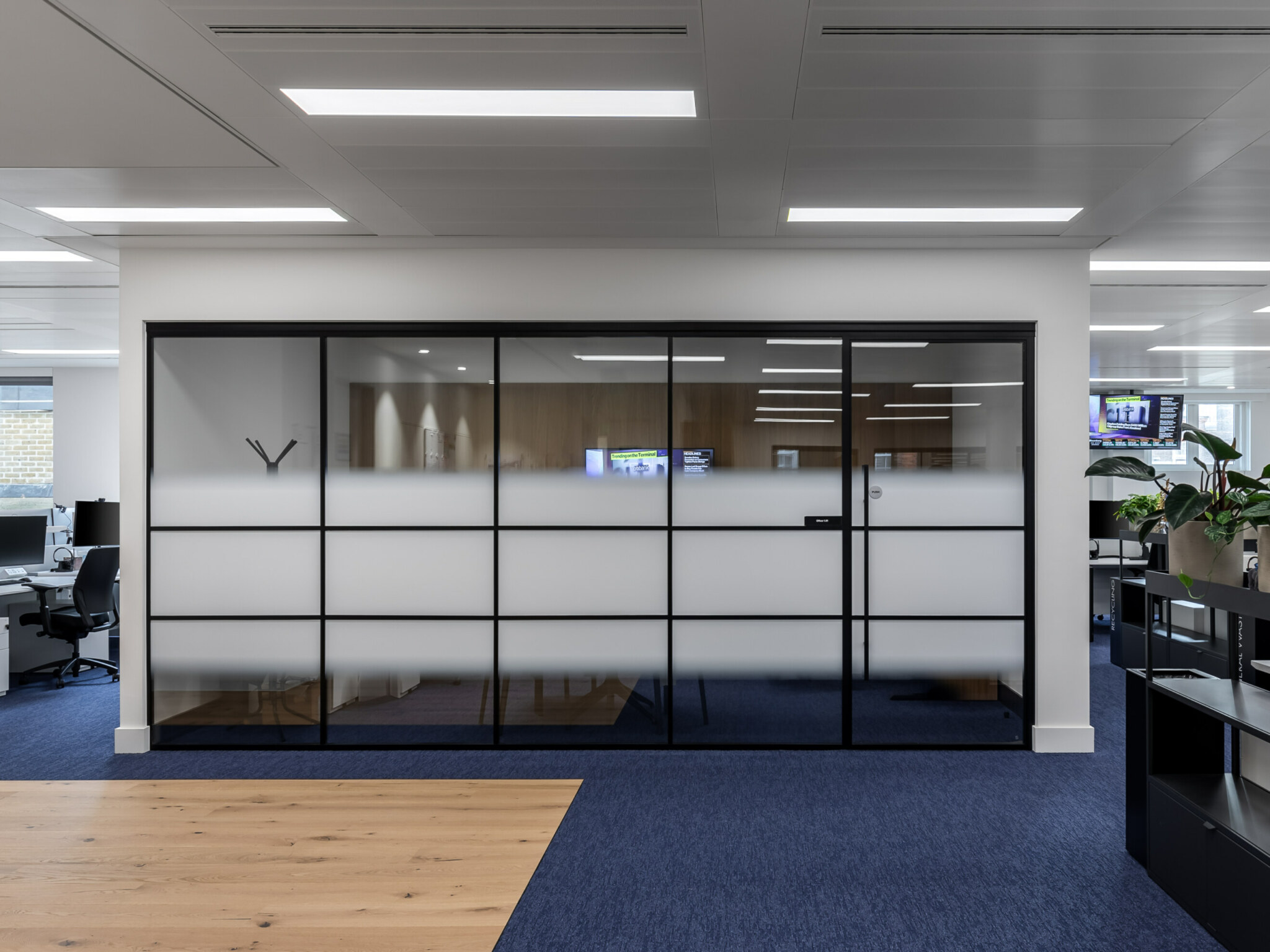 Office Fit Out for London Banking Firm | Oktra Case Study