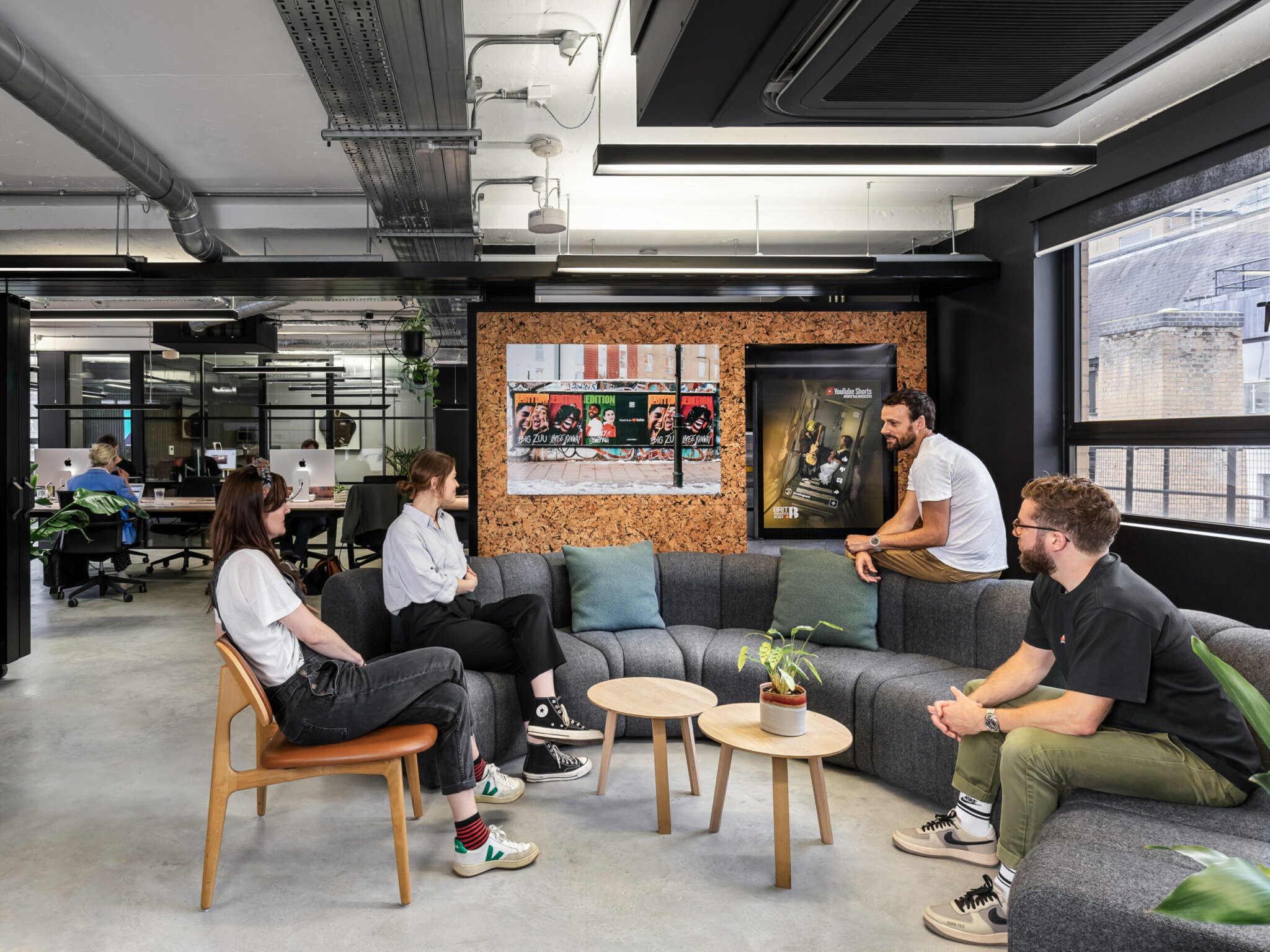 Designing for Collaboration: 4 Ideas for Creating a Collaborative Workspace