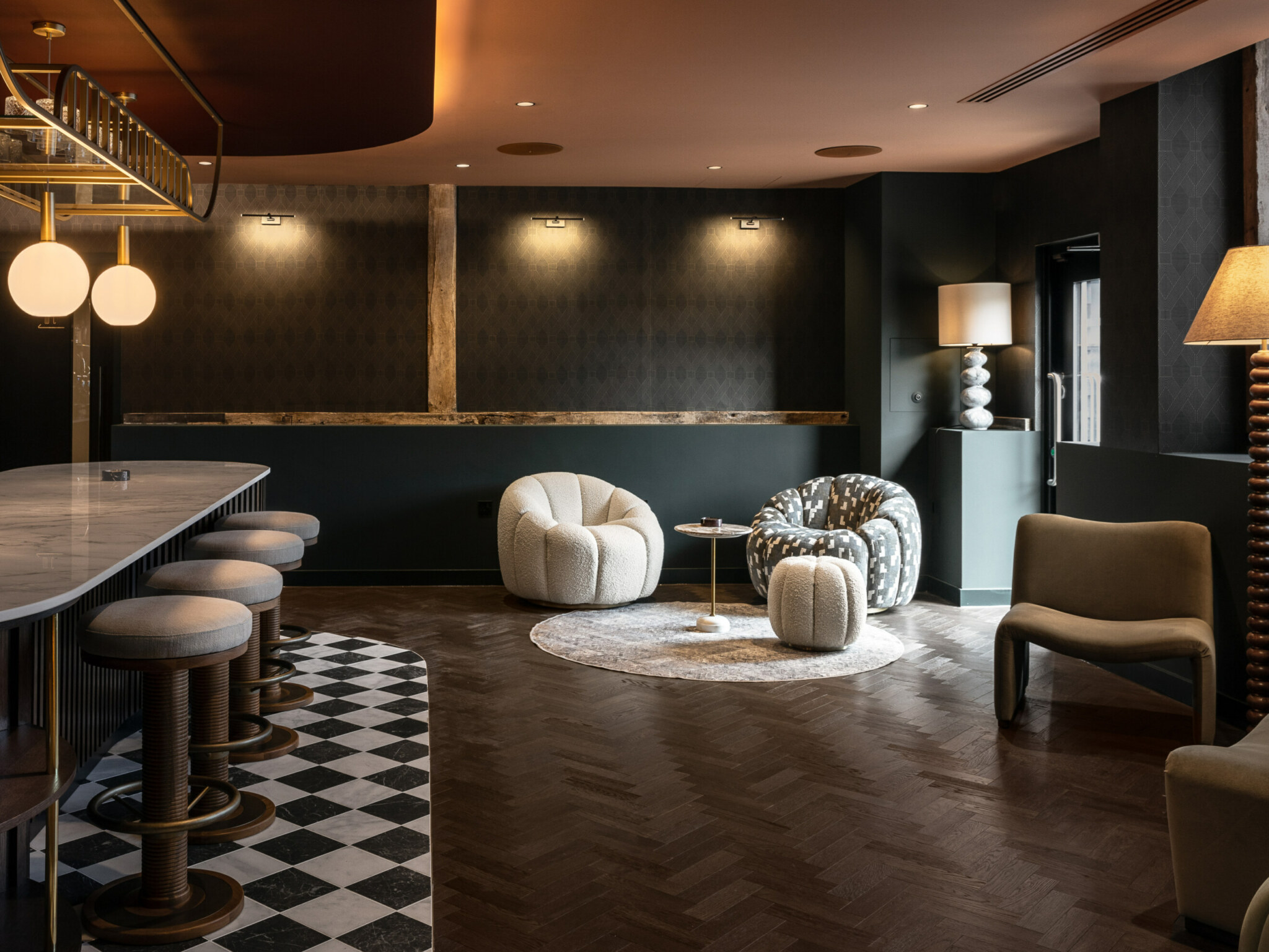 Luxury Office Design: How to Elevate Your Workspace | Oktra