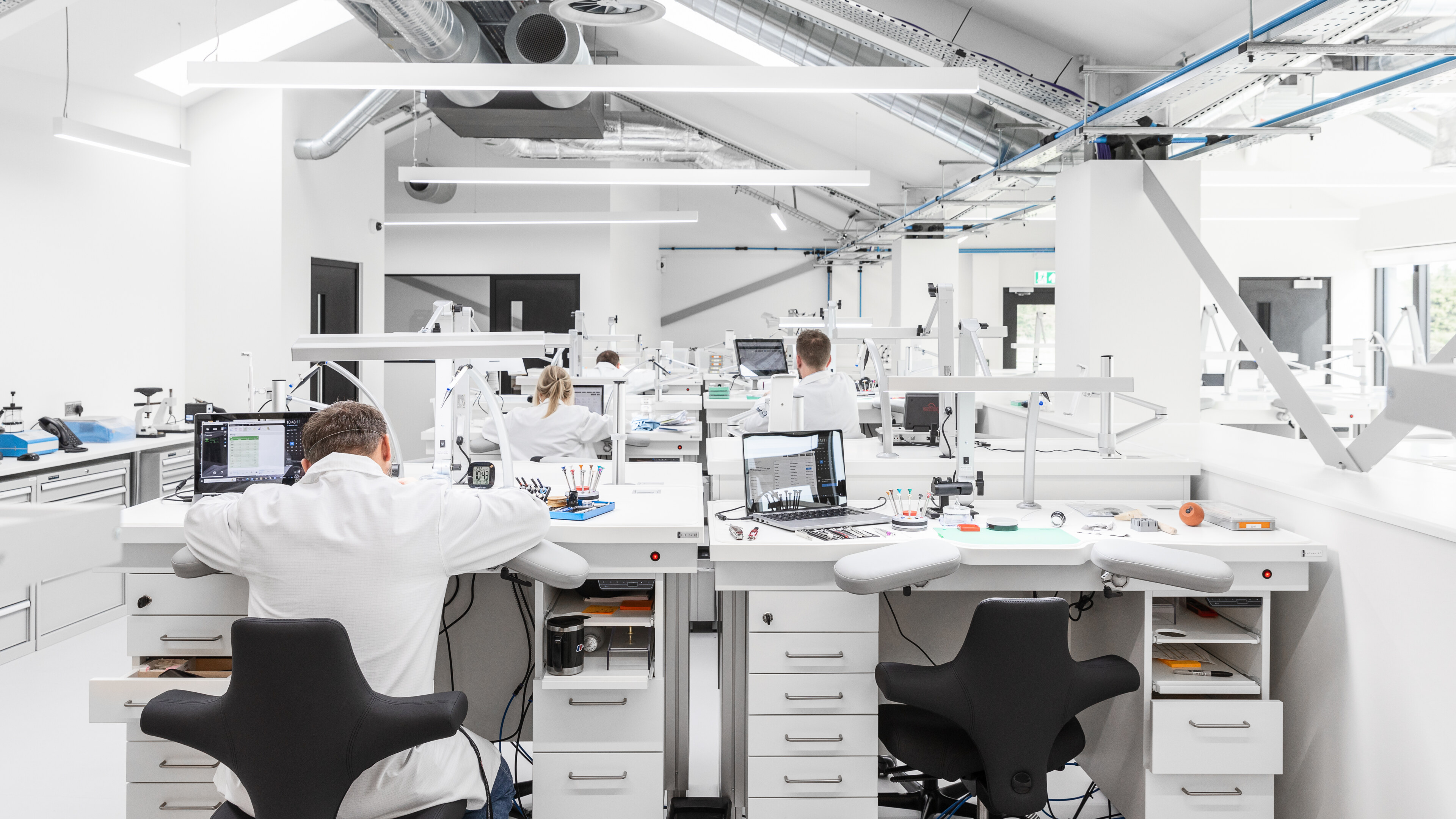 Laboratory Design Essentials: Creating Efficient and Safe Workspaces ...
