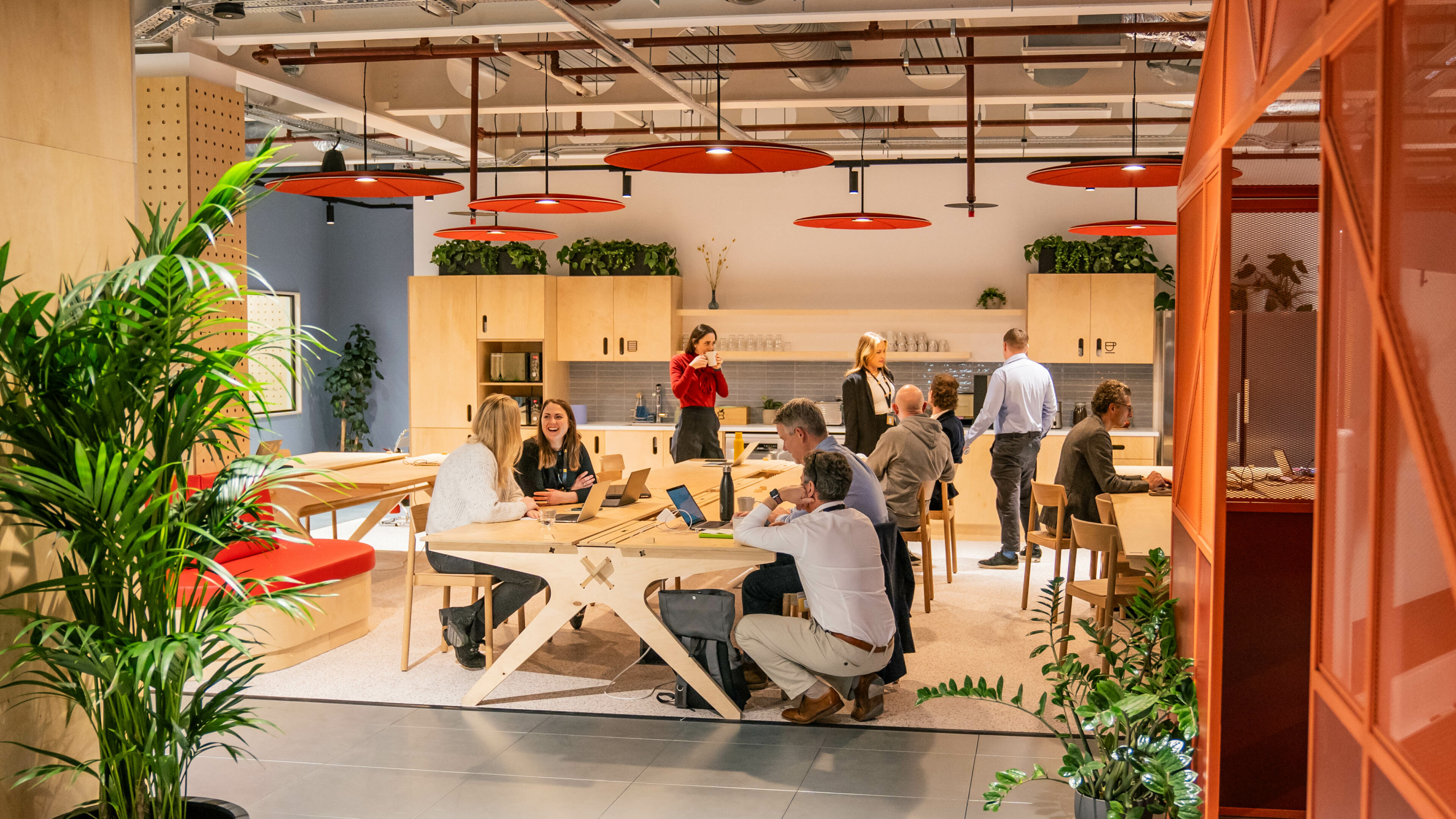 The Impact of Office Layout on Workplace Experience | Oktra