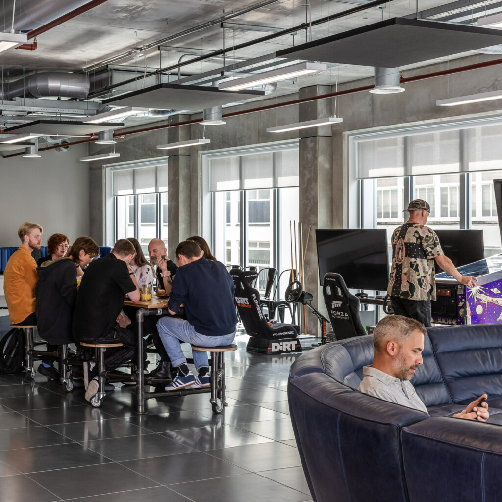 The Impact of Office Layout on Workplace Experience | Oktra