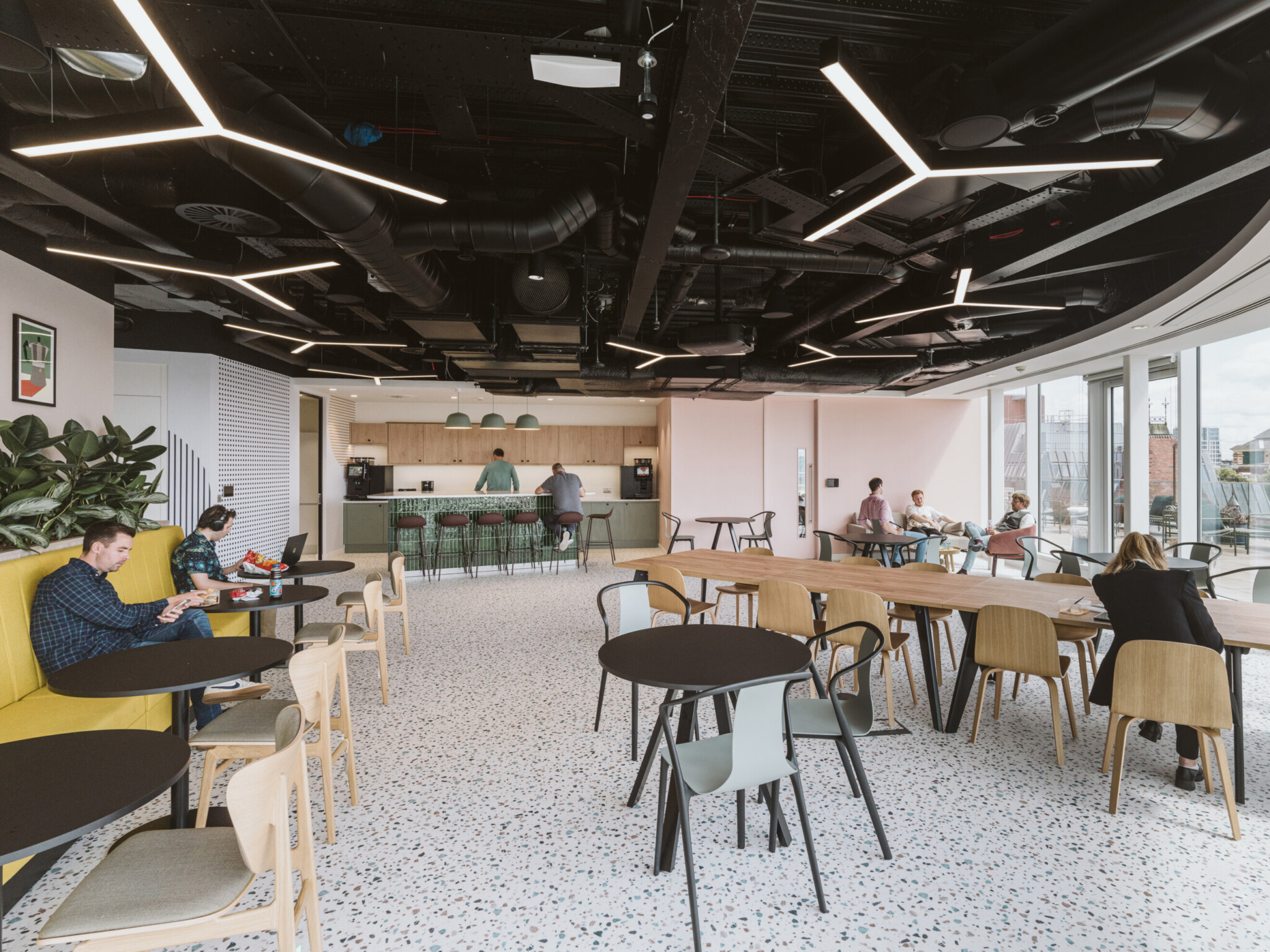 Reading Office Design for Crowe UK | Oktra Case Study