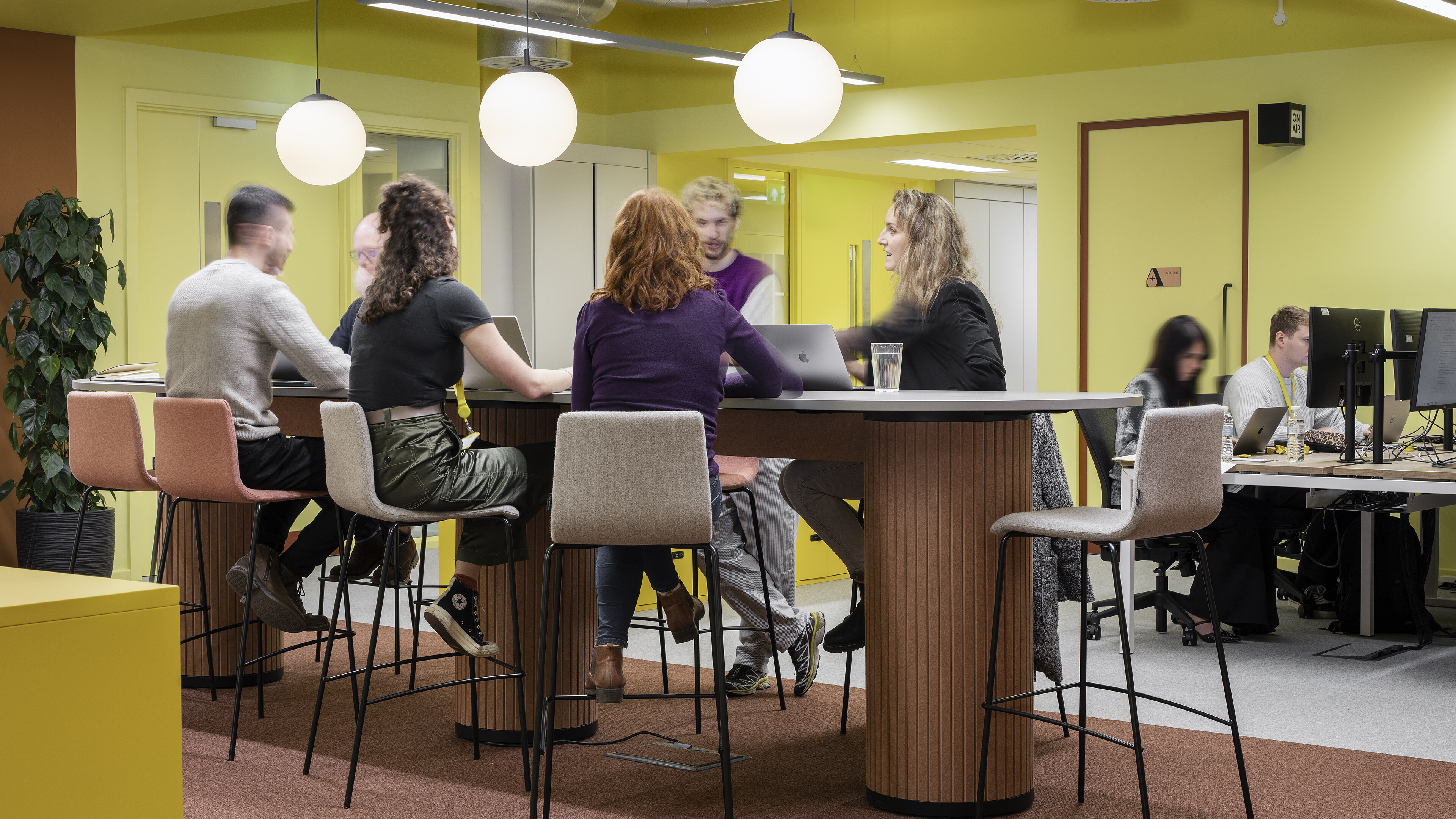 How Behavioural Design Shapes Workplace Culture | Oktra