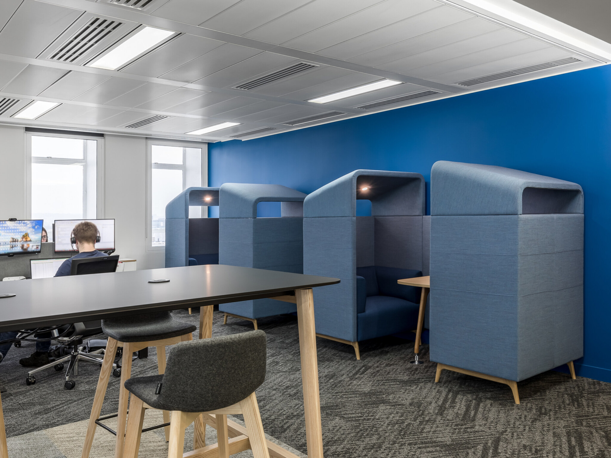 Open Plan Office Layout: Tips for Productivity & Collaboration | Oktra