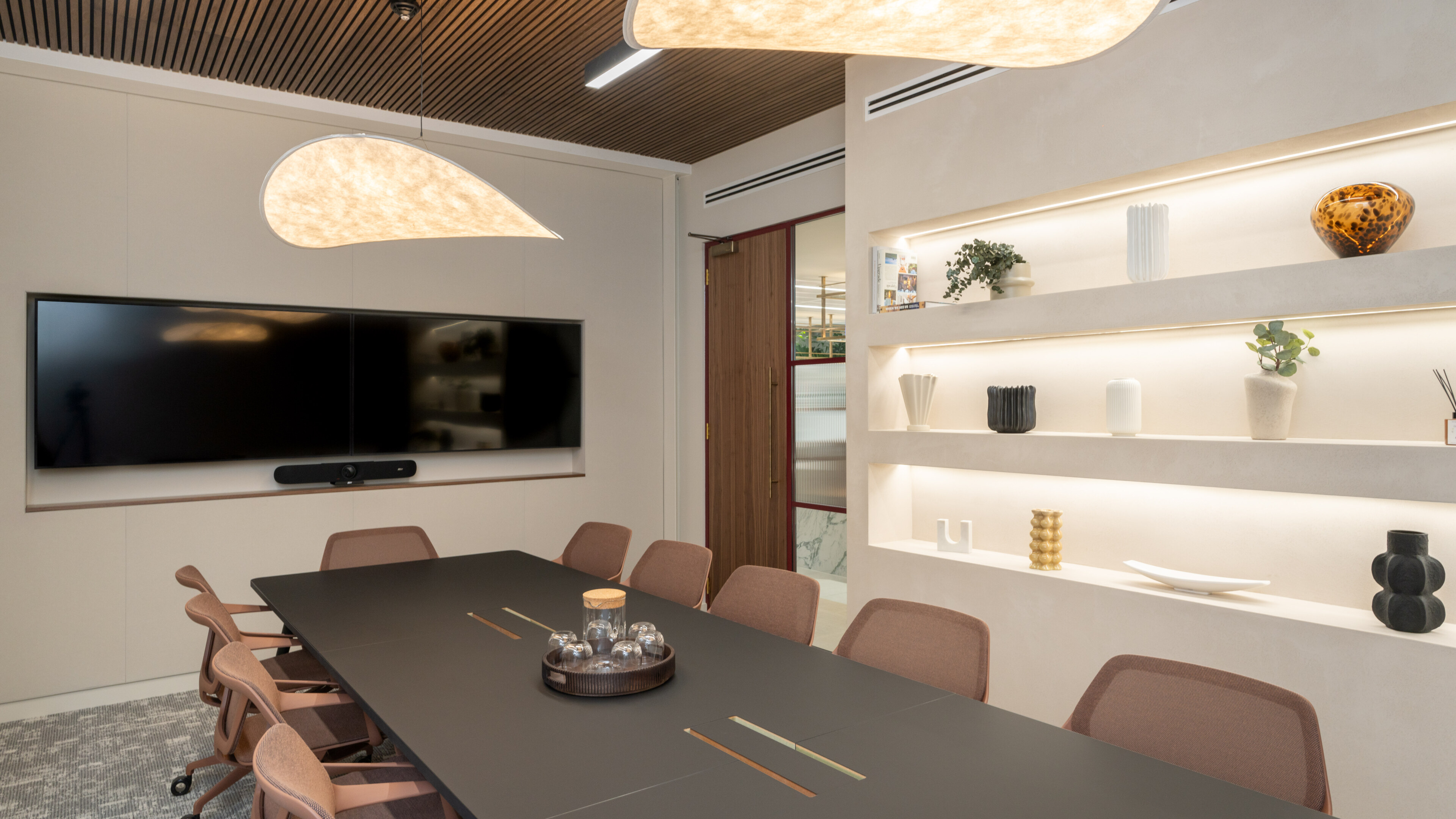 Modern Conference Room Design Ideas for Every Workplace | Oktra