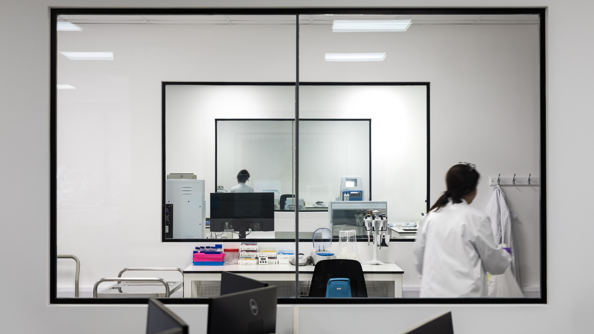 Oxford Lab Design for GENEWIZ from Azenta Life Sciences | Oktra