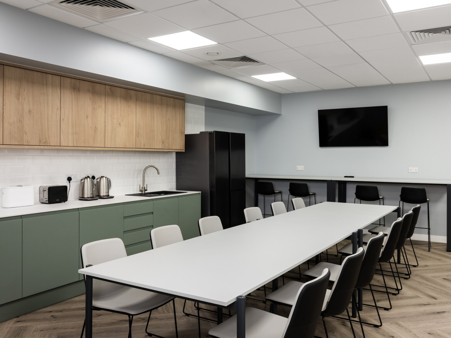 Oxford Lab Design for GENEWIZ from Azenta Life Sciences | Oktra