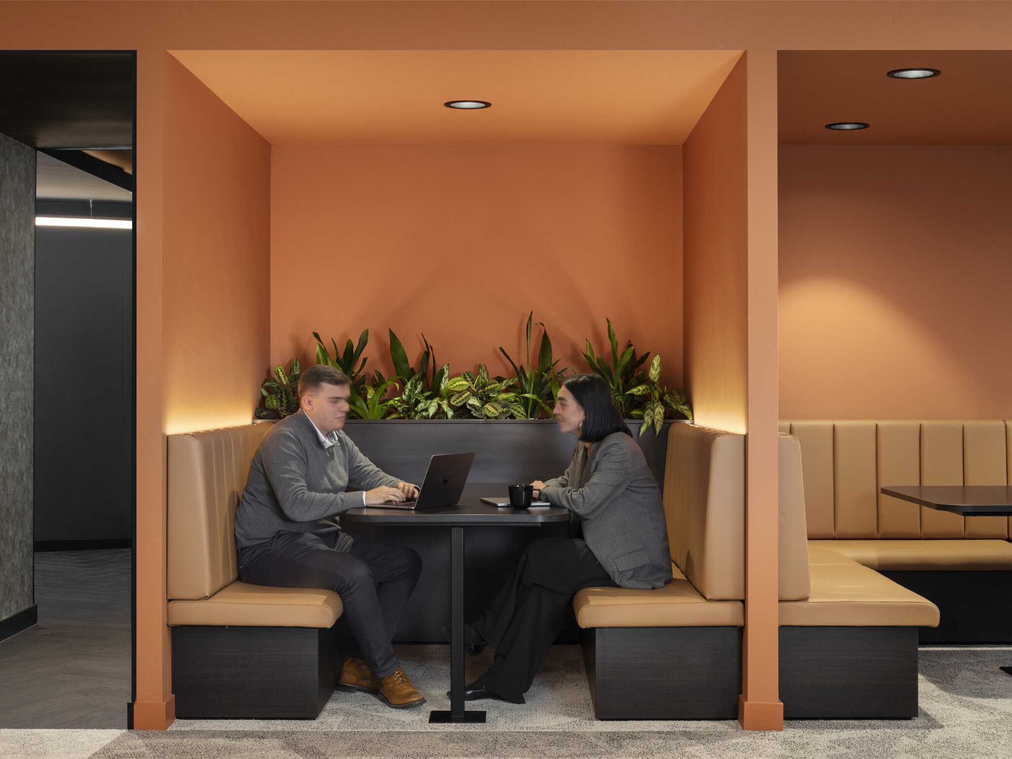 Manchester Office Design: Hybrid Hub with Skyline Views by Oktra