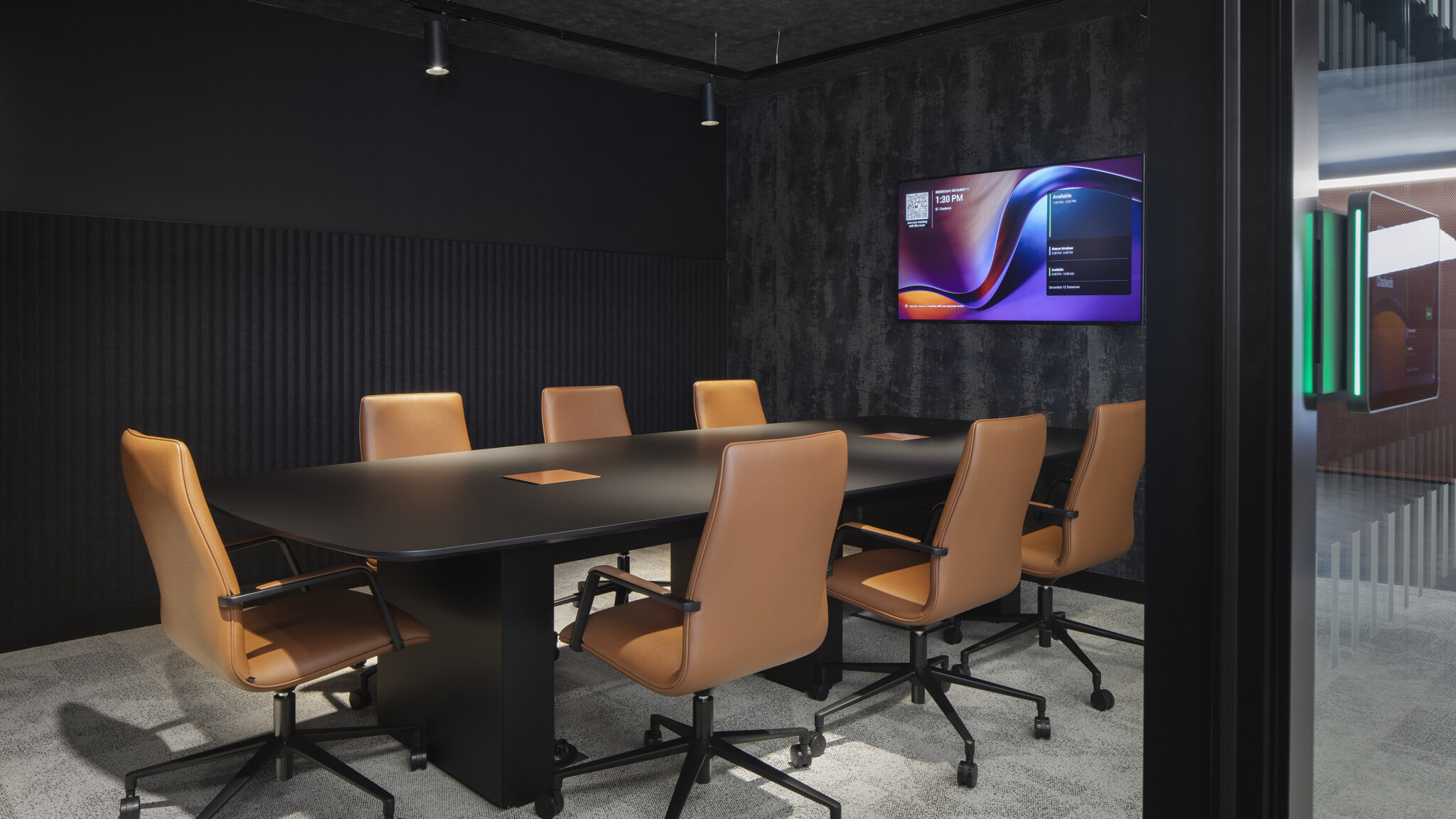 Manchester Office Design: Hybrid Hub with Skyline Views by Oktra