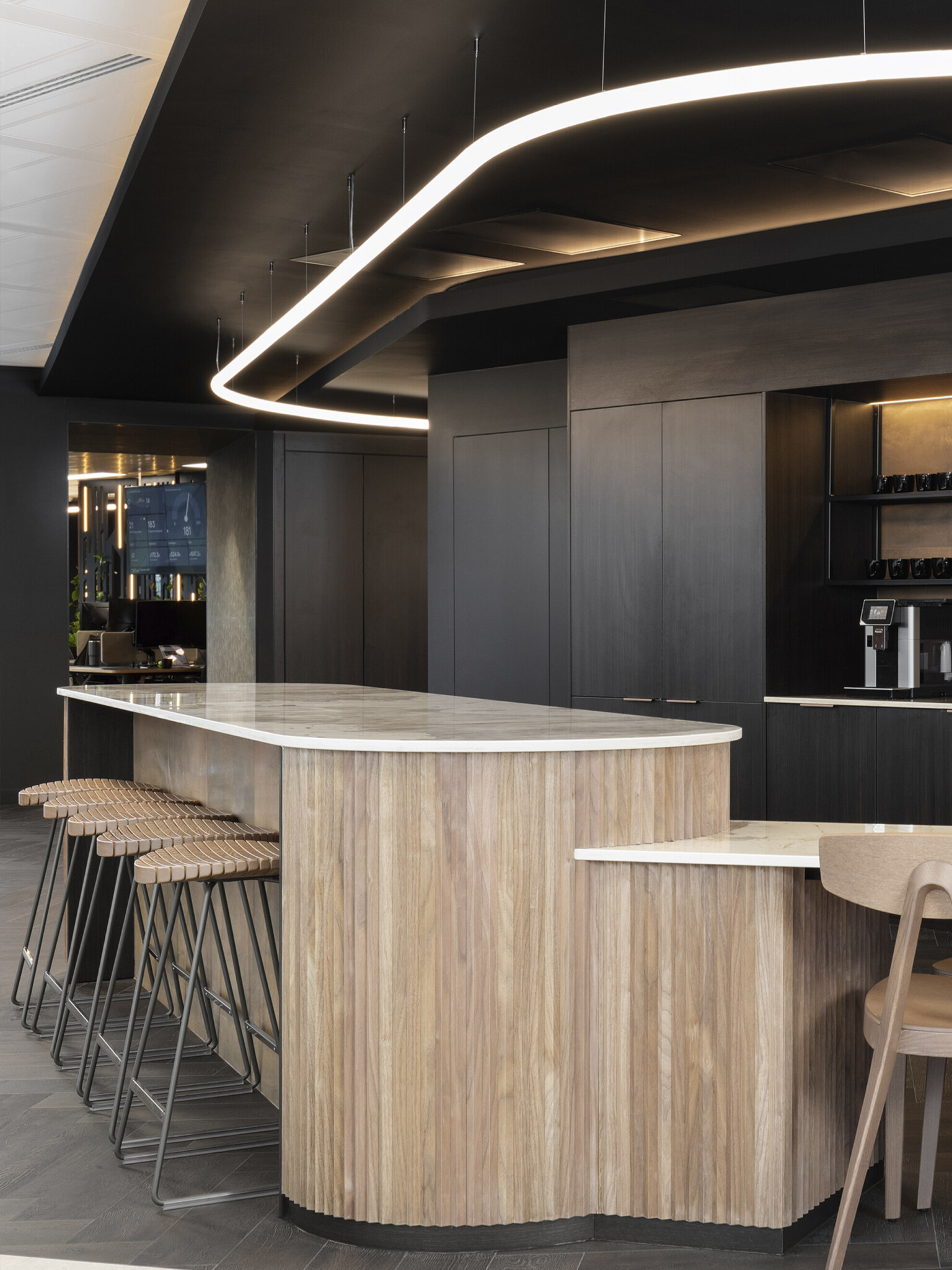 Manchester Office Design: Hybrid Hub with Skyline Views by Oktra
