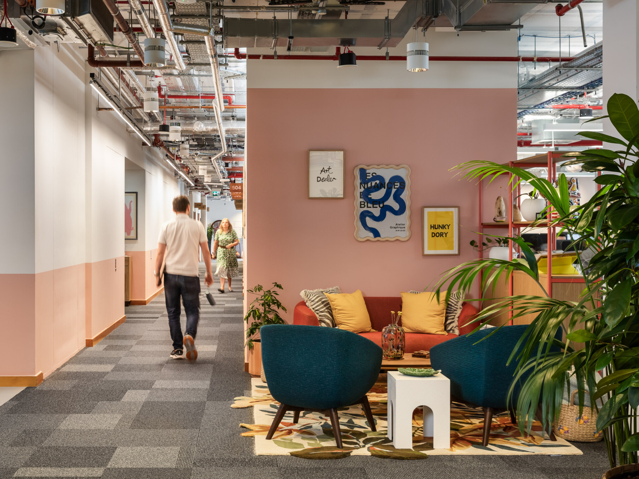 Office Design Ideas for 2026: Inspiration, Layouts & Trends | Oktra